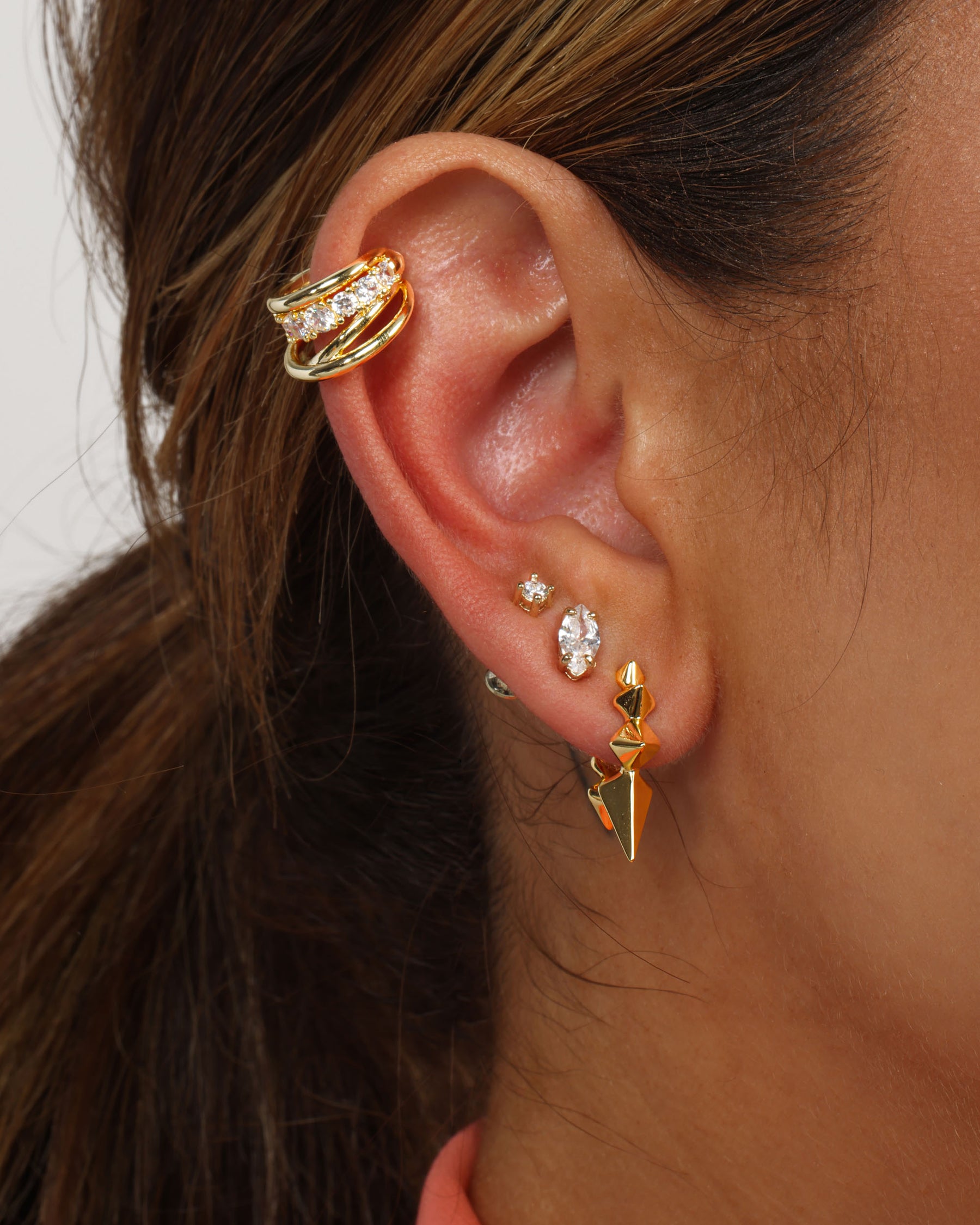 "She's So Smooth" Ear Cuff - Gold