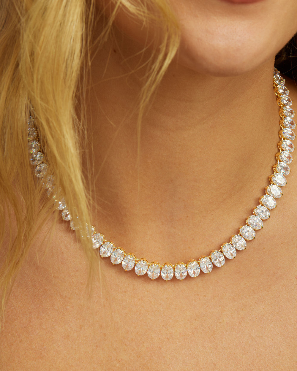 Hello Gorgeous! Necklace - Gold|White Diamondettes